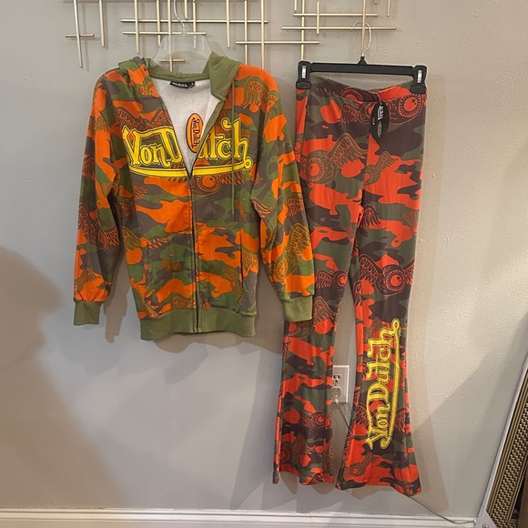 Von Dutch | Other | Von Dutch Orange And Green Camouflage Set | Poshmark